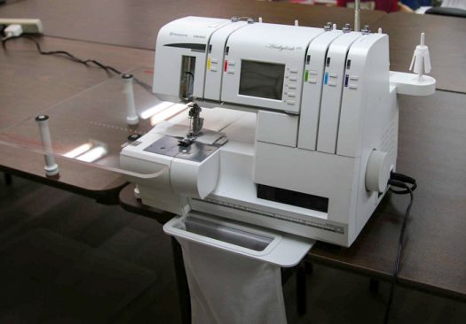 Quilting with the Husqvarna Viking HUSKYLOCK s25 serger