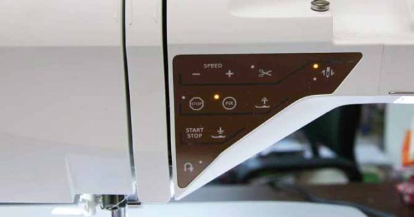 Highlights of the Husqvarna Viking Designer Topaz 50 sewing machine