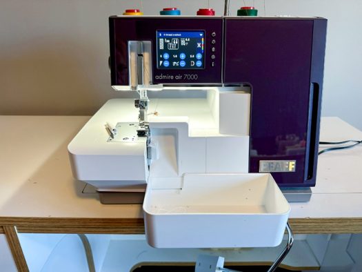 Overlock stitches on the PFAFF admire air 7000 | Why you need them ...