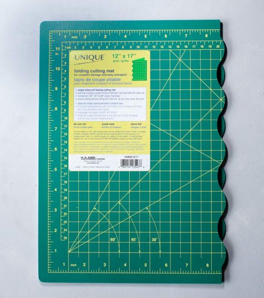 Perfect cutting mats: Which ones work best for quilting AND why ...
