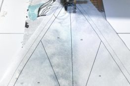 THE easy way to trim Half Rectangle Triangles perfectly every time ...