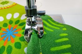 How to make a string quilt block using foundation piecing